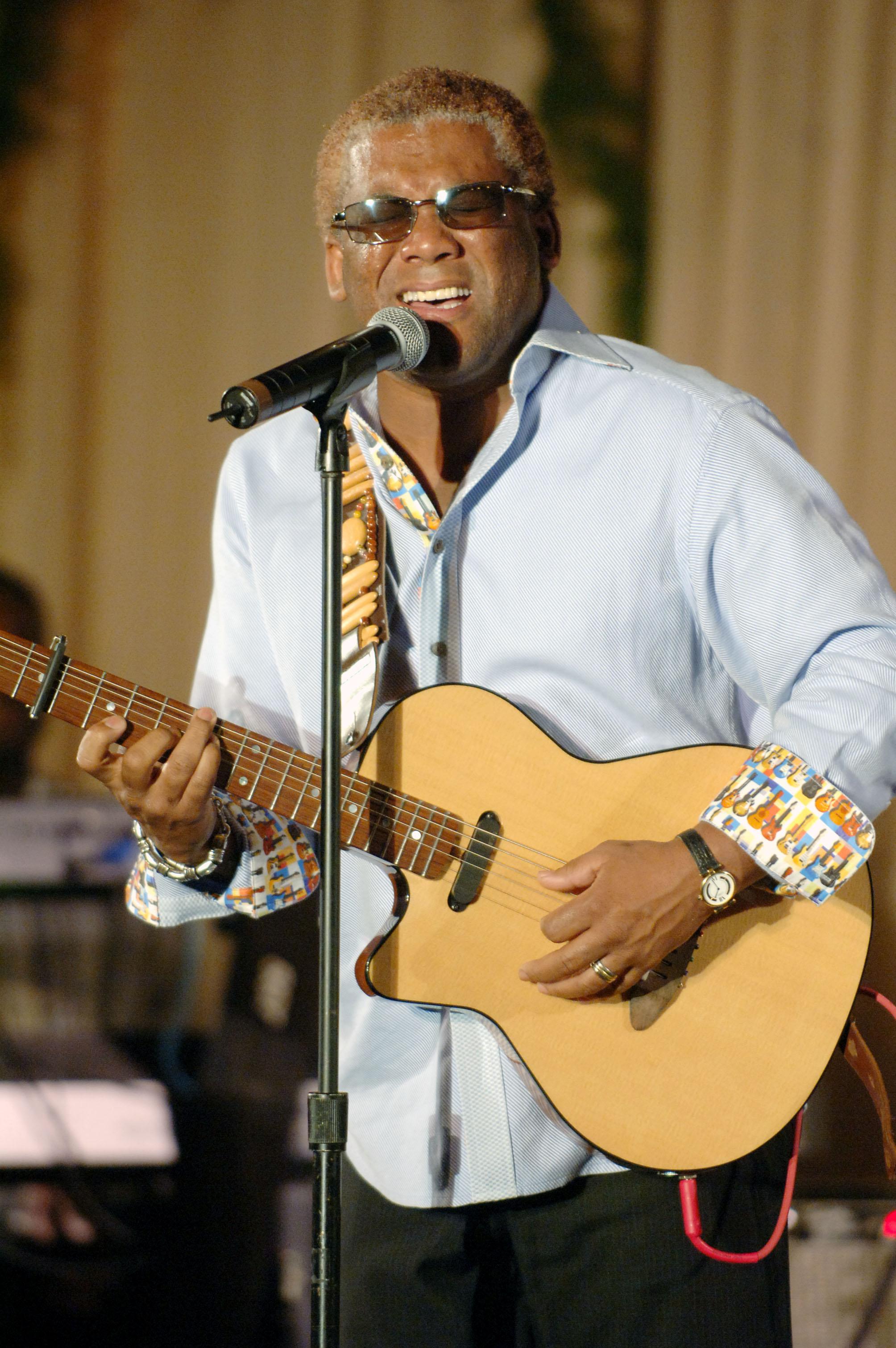 GRAMMY® Nominated Artist Jonathan Butler to Release New Holiday Album ...